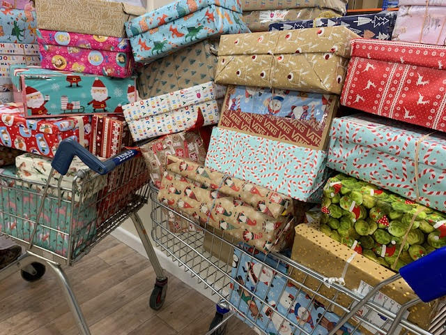 Shoeboxes Galore | Wadebridge Foodbank